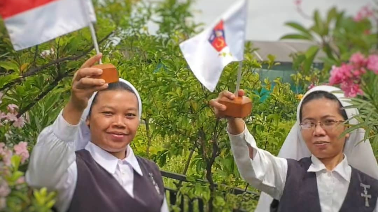 Menjadi Seorang Biarawati Muda Misionaris Claris - Misionaris Claris ...